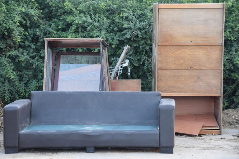 Curbside Trash Pickup Colorado Springs - Disposal Services